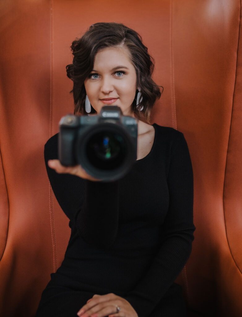 7 Non-Negotiable Steps To Building a Profitable Photography Business